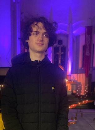 Élève du secondaire, Basile se prépare au Baptême – Annoncer l'Évangile